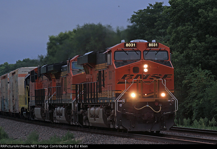 BNSF 8031